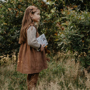 Foraging with Kids (Signed) by Adele Nozedar – Blue Brontide