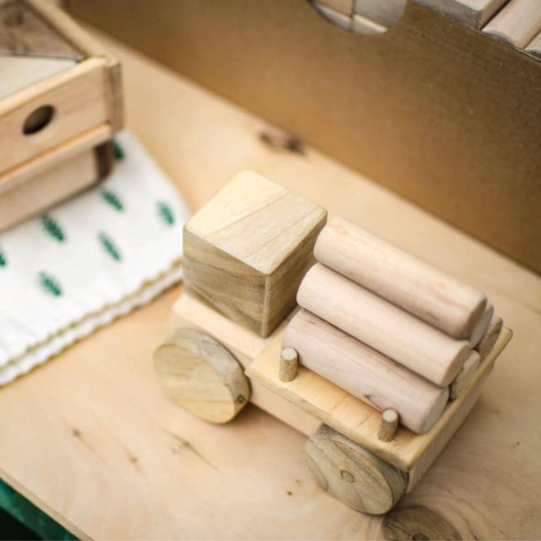Small Logging Truck - Wooden Toy – Blue Brontide